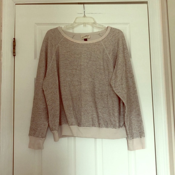 Universal Thread | Tops | Universal Thread Sweatshirt | Poshmark